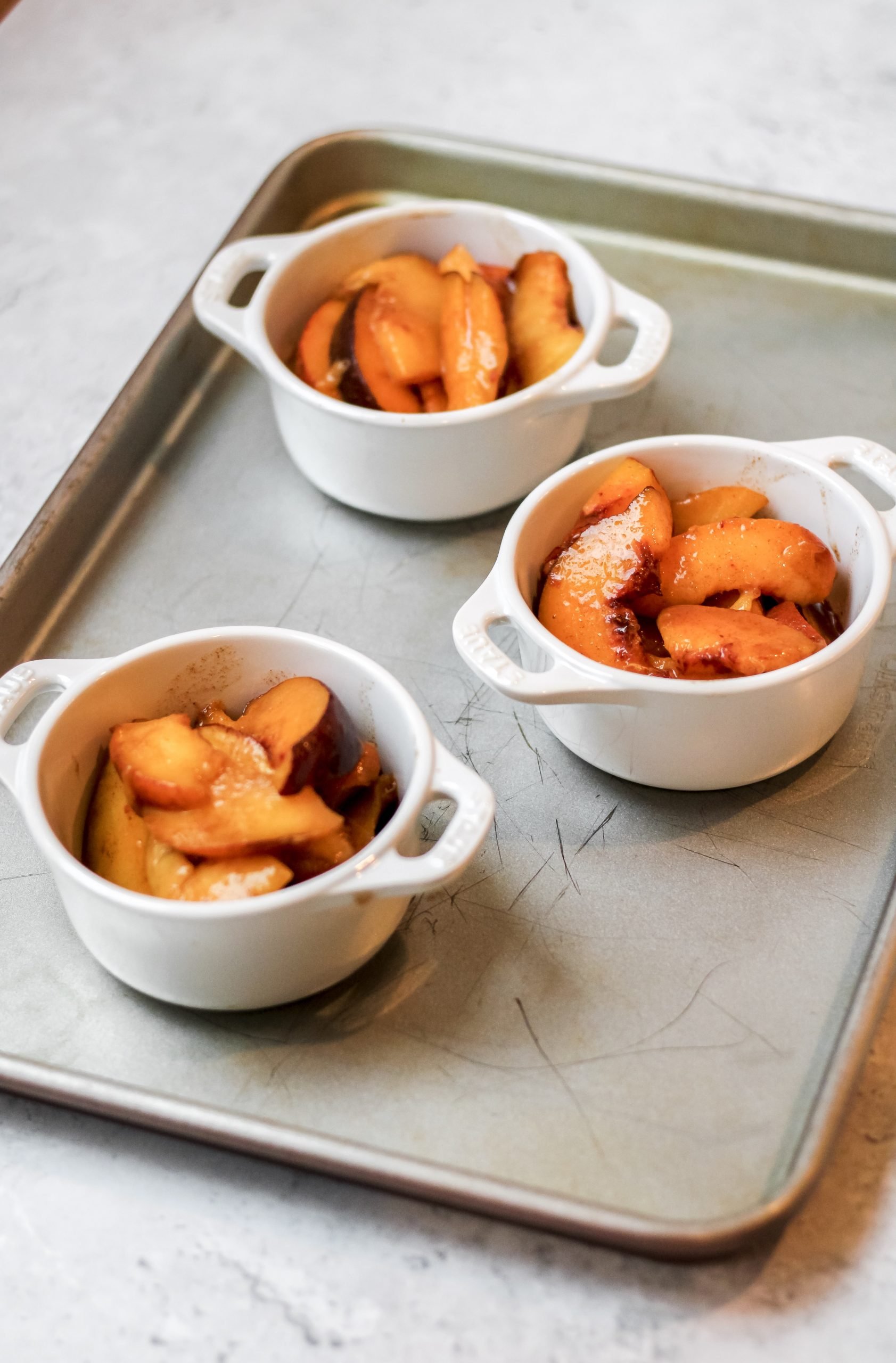 Mini Paleo Peach Crisps (Paleo & Vegan) – Live Healthy with Lexi